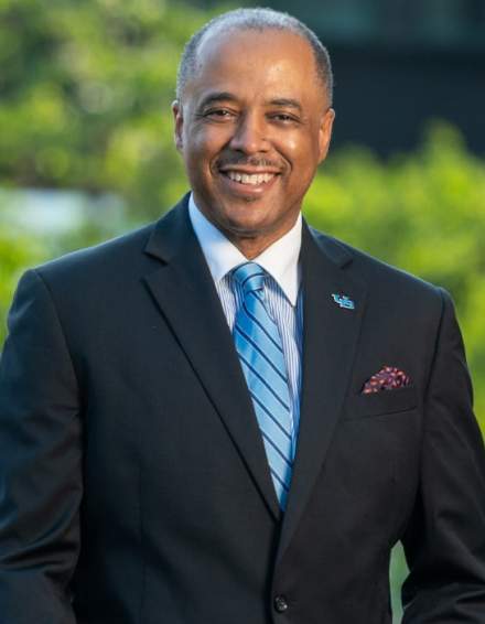 Dean's Column - University at Buffalo